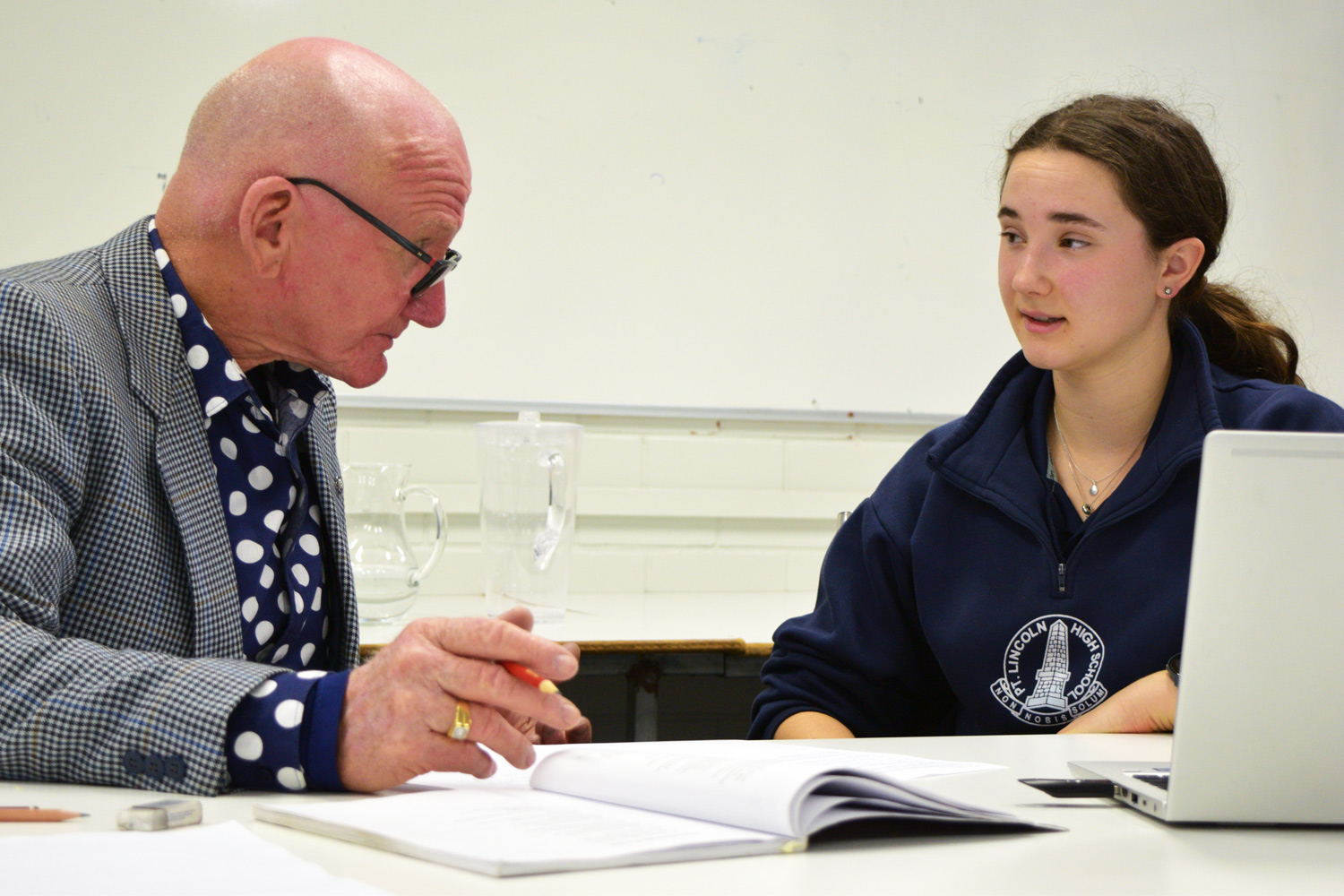 Senior Writing Workshops with Geoff Goodfellow - Port Lincoln High School