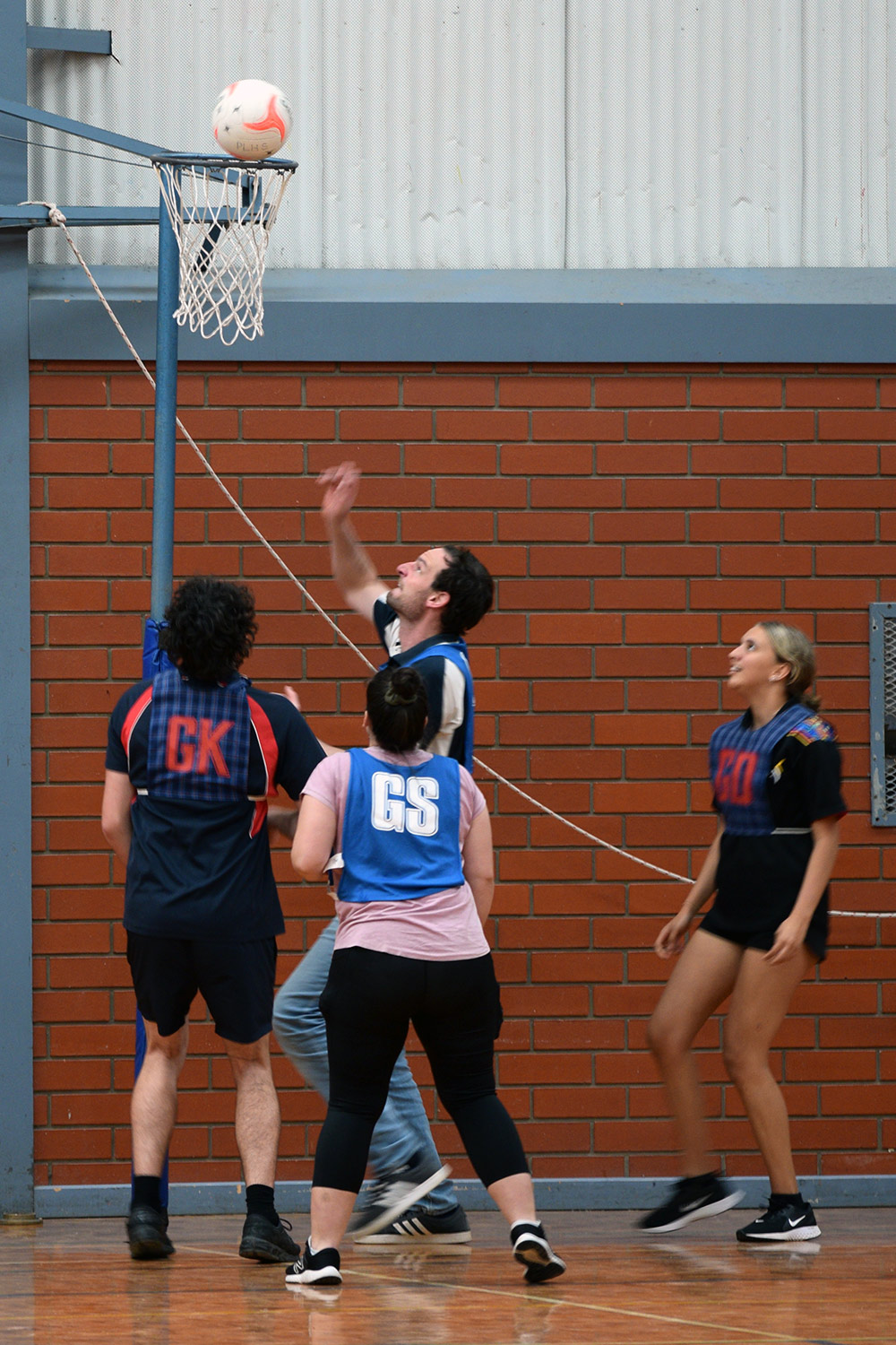 Staff Prevail in "R U OK?" Netball Challenge - Port Lincoln High School