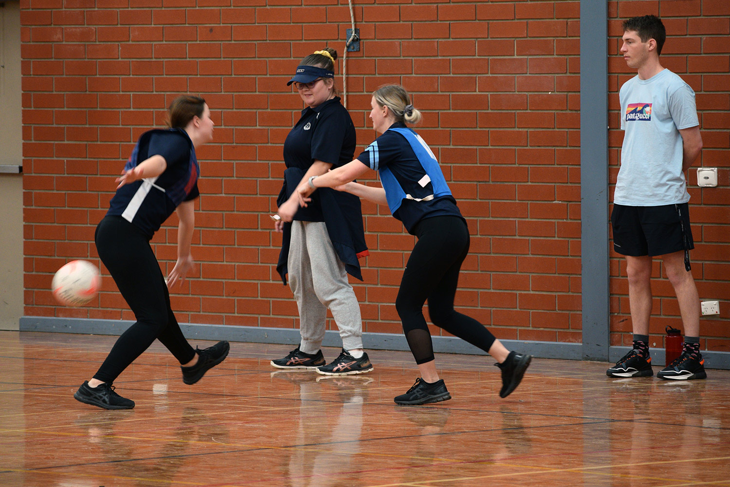 Staff Prevail in "R U OK?" Netball Challenge - Port Lincoln High School