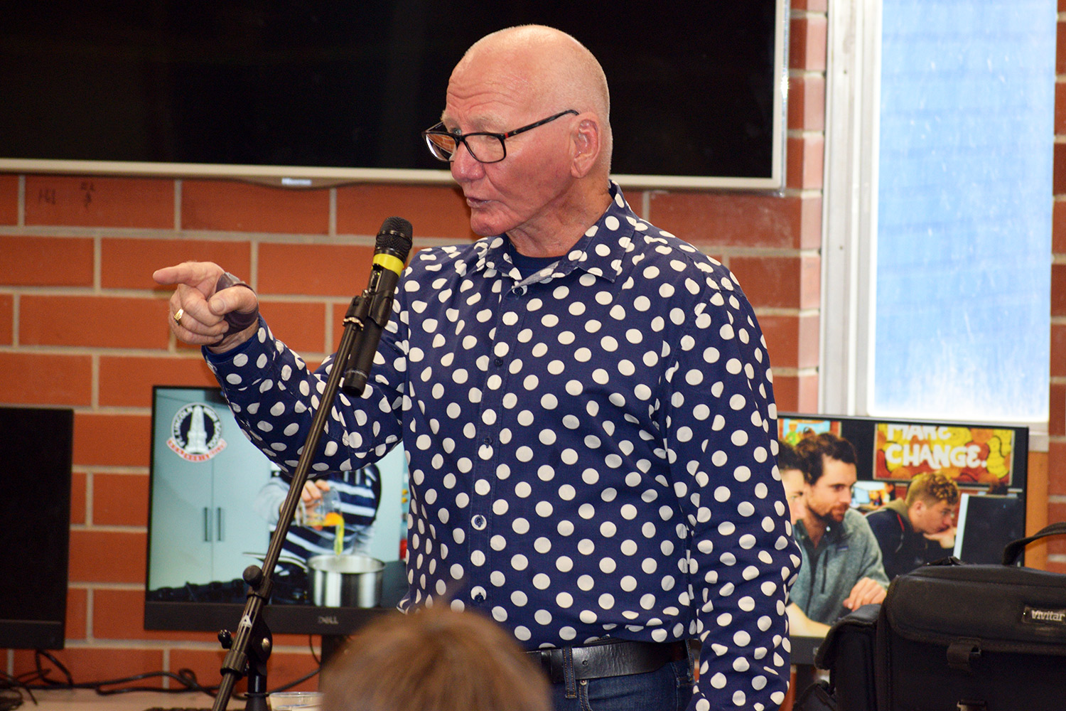 PLHS Privileged to Again Host "The People's Poet" - Port Lincoln High ...