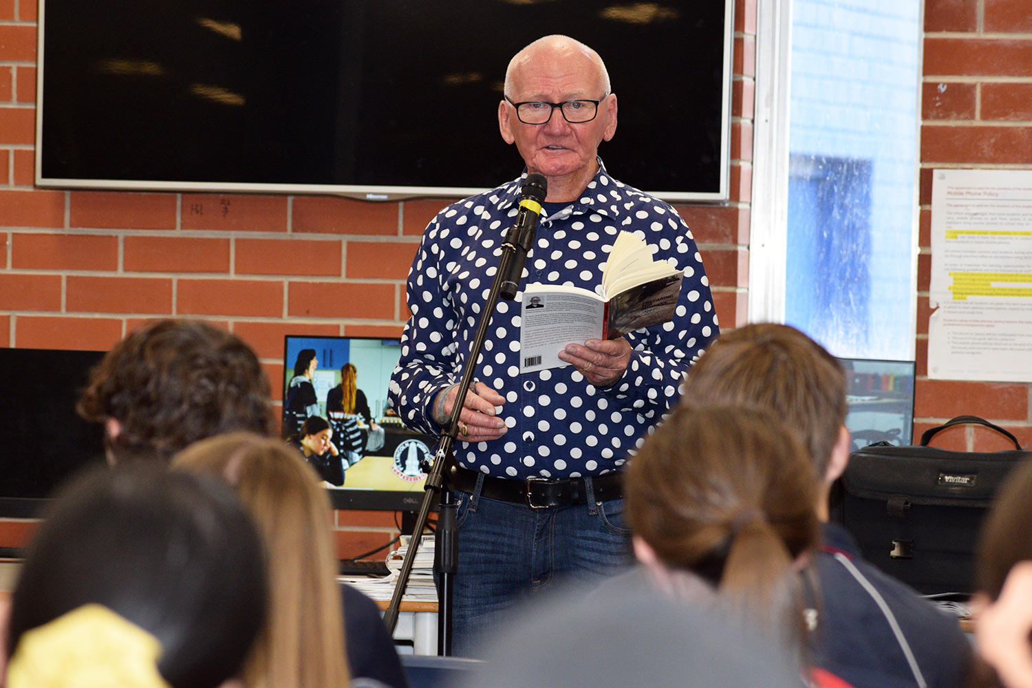 PLHS Privileged to Again Host "The People's Poet" - Port Lincoln High ...