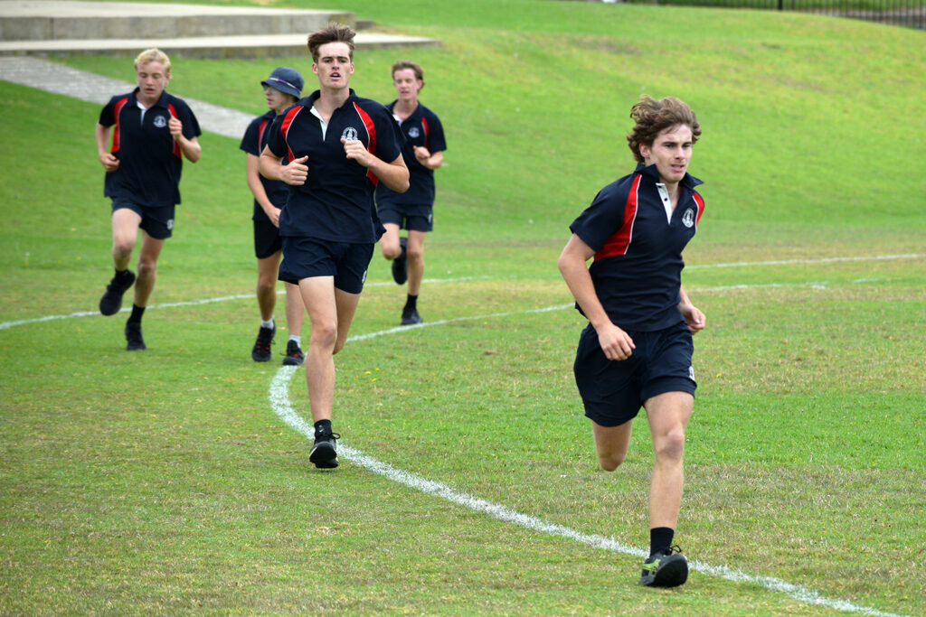 Images from 1500m & Senior Standards Athletics - Port Lincoln High School