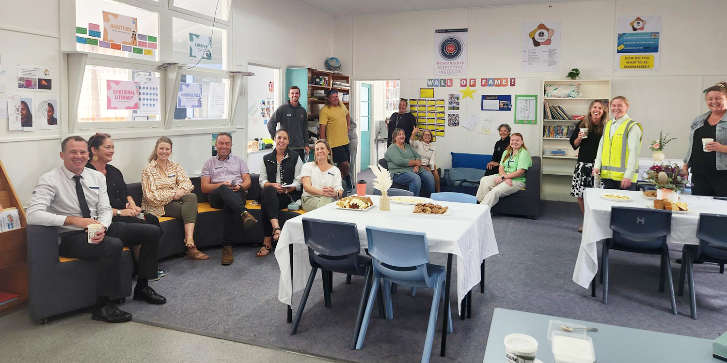LINC Students Show Gratitude to PLHS Staff - Port Lincoln High School
