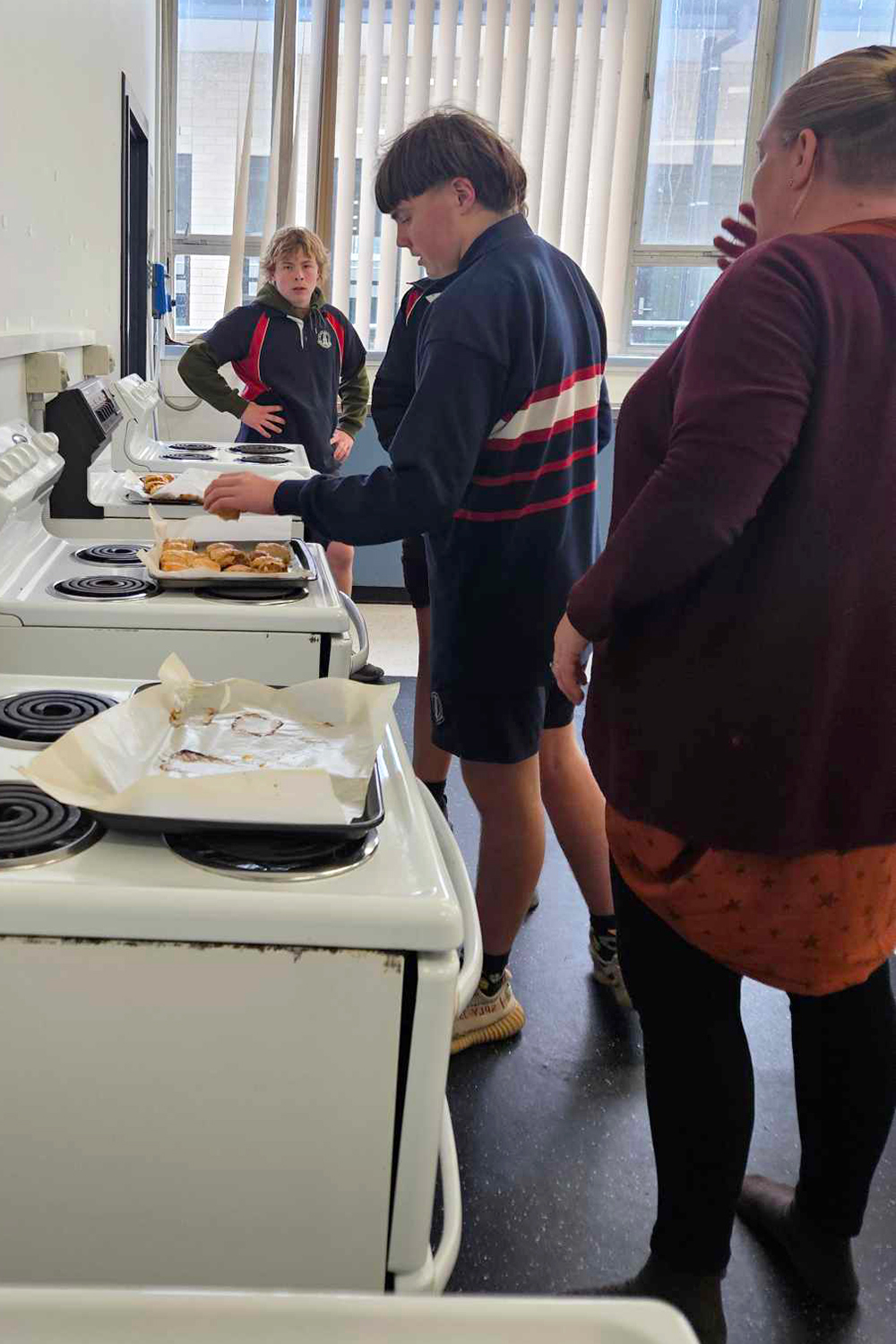 Year 10 Essential Maths Classes Support Fred's Van - Port Lincoln High ...
