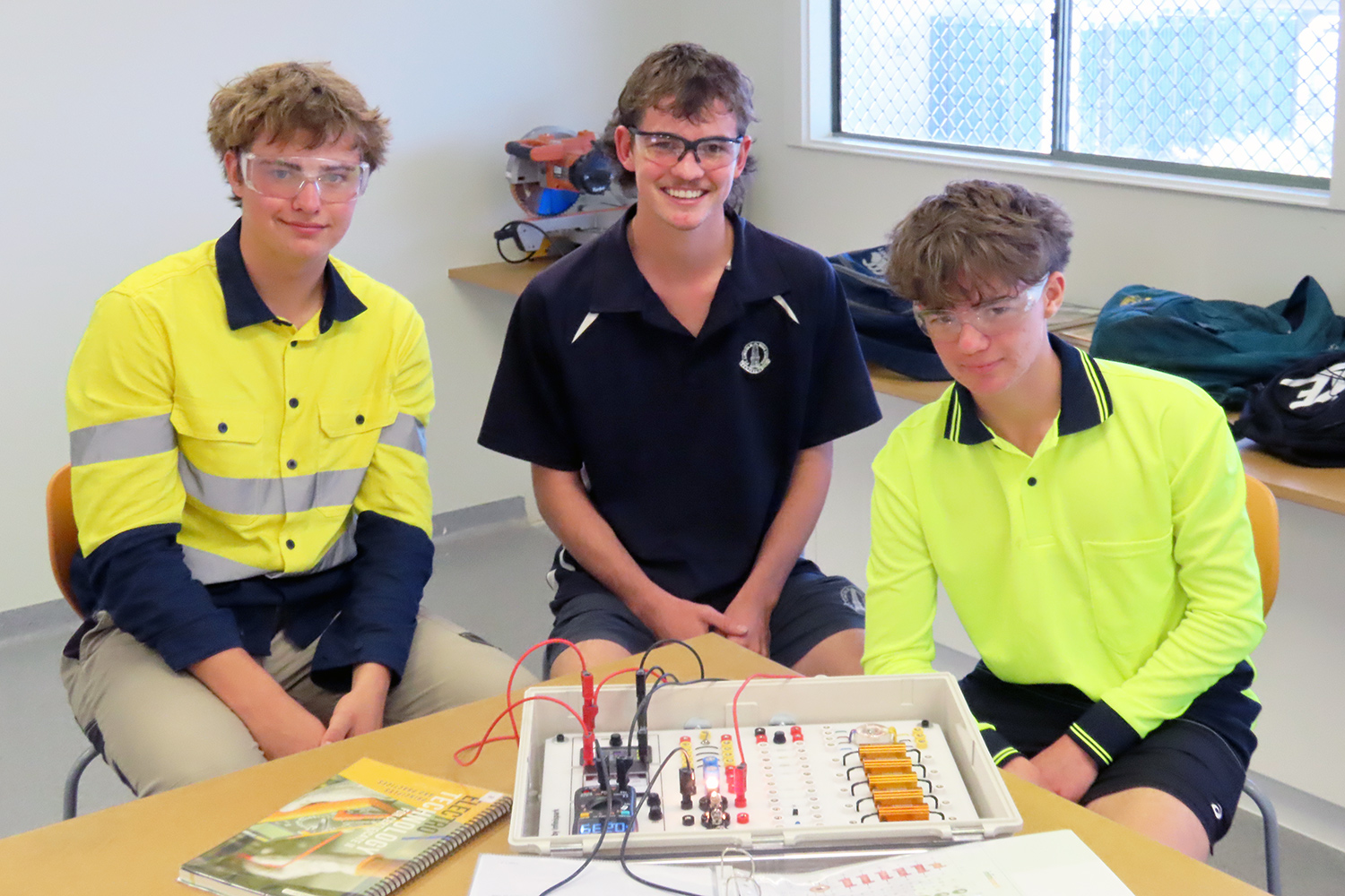Electrotechnology Course for Defence Pathways - Port Lincoln High School